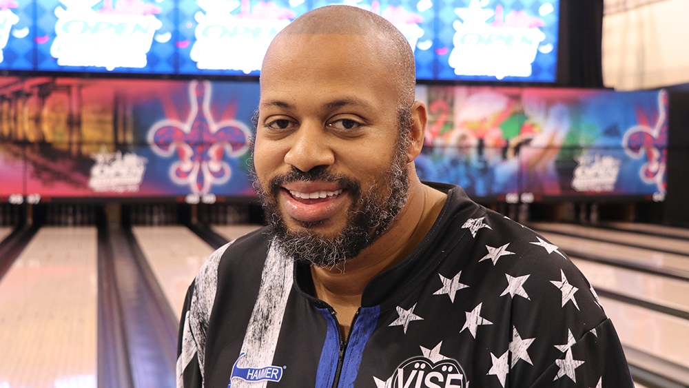 BOWL.com | Thompson rolls first 300, 800 at 2025 USBC Open Championships